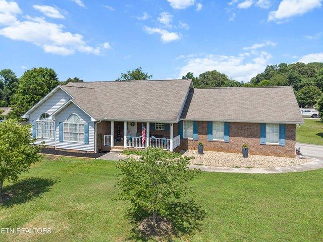 940 Meadow Oaks Dr, Maryville, TN 37803