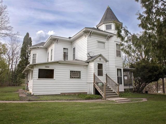 940 N Bridge St Unit 1 4, Chippewa Falls, WI 54729