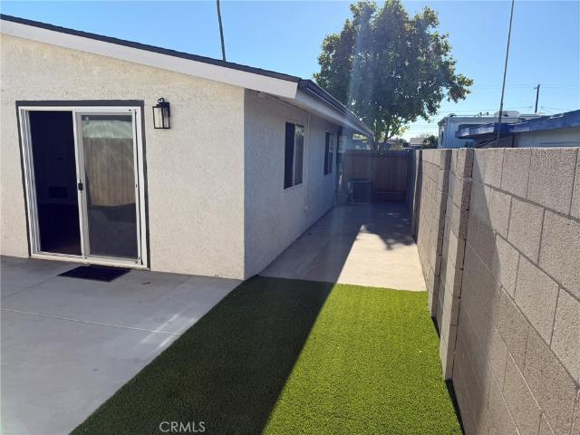 940 N Garden