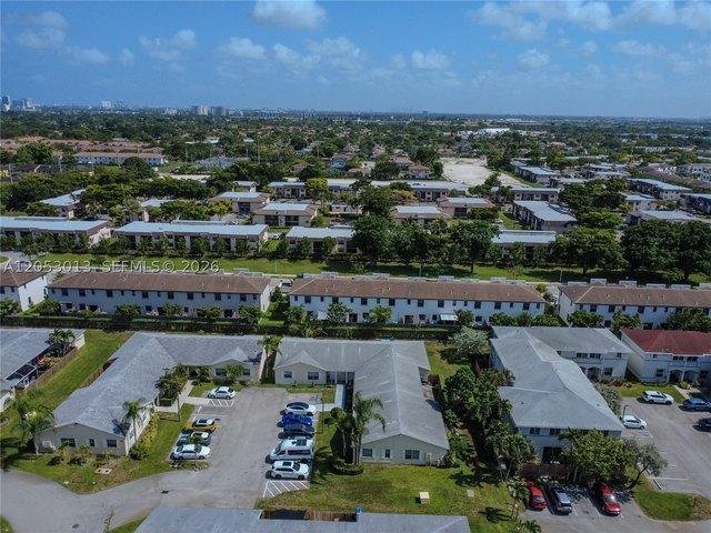 940 NE 212th Ter Unit 940 01, Miami, FL 33179