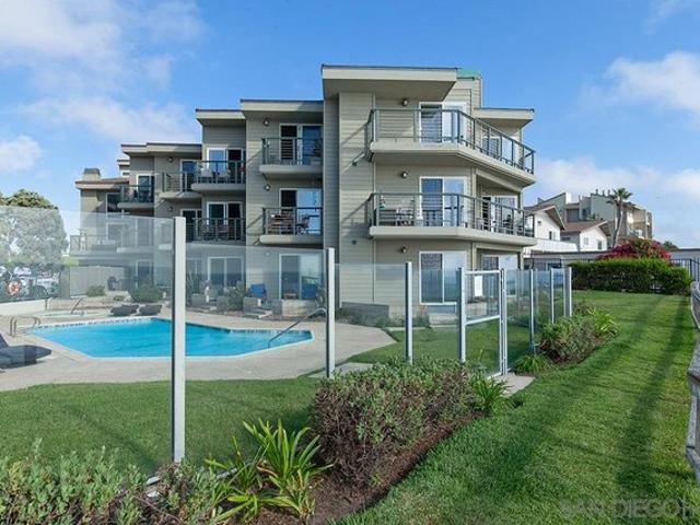 940 Sealane Dr Apt 3, Encinitas, CA 92024
