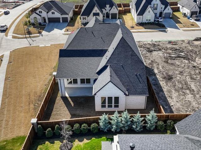 940 Shady Oaks Drive