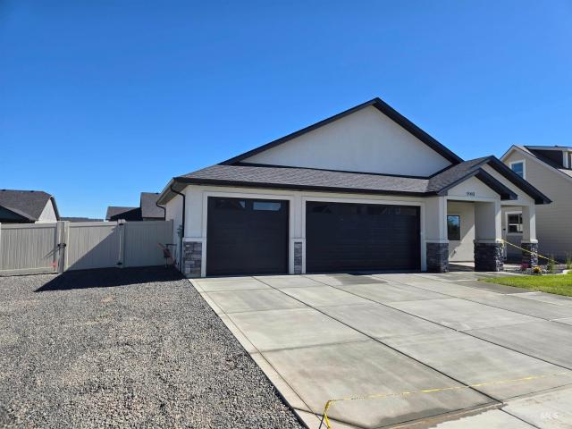 940 Quartz Road