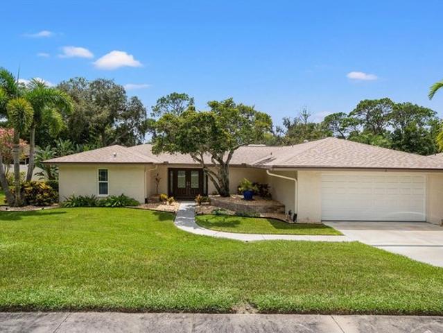 940 Rolling Hills Dr, Palm Harbor, FL 34683