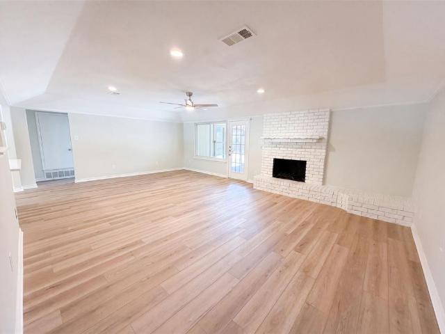 940 Western Trail