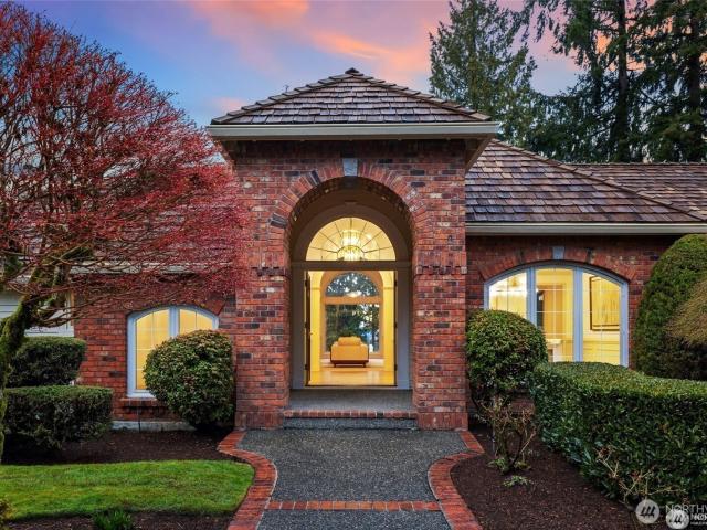 9416 NE 25th Street