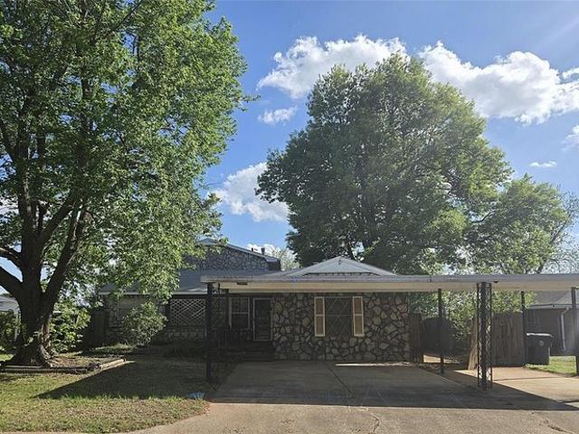 9416 Lyric Ln, Midwest City, OK 73130