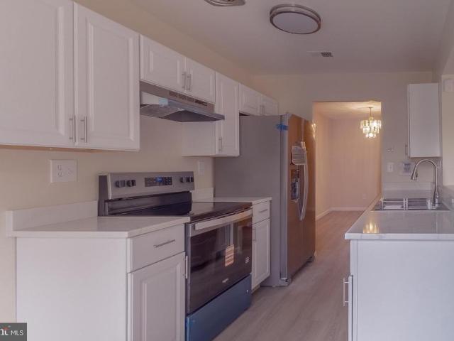9416 Penshurst Court