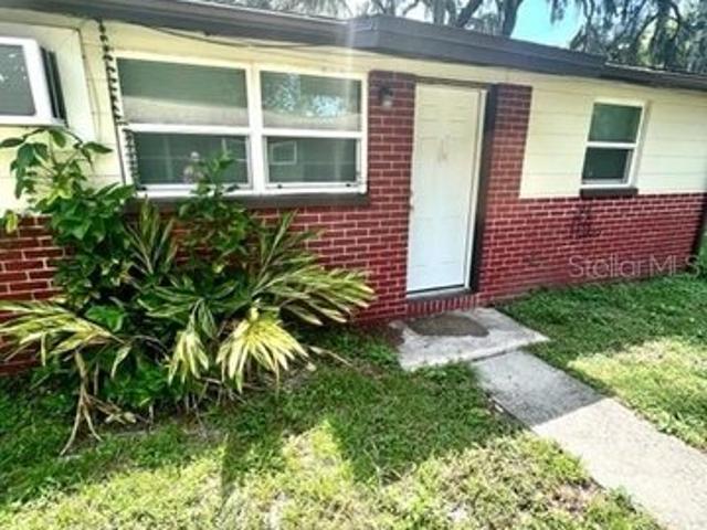 9418 Greystone Rd, Thonotosassa, FL 33592