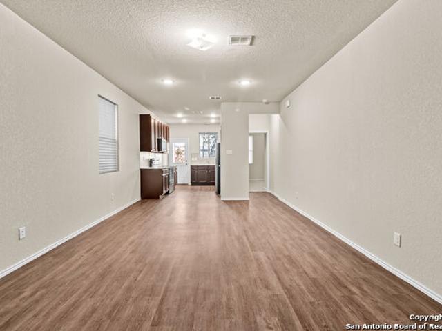 9419 Graze Br
