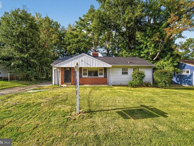 9410 Van Buren St, Lanham, MD 20706