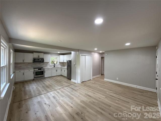 9411 Loblolly Lane