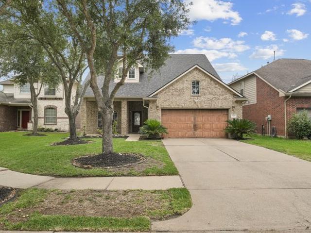 9411 Silver Ridge Dr, Rosharon, TX 77583