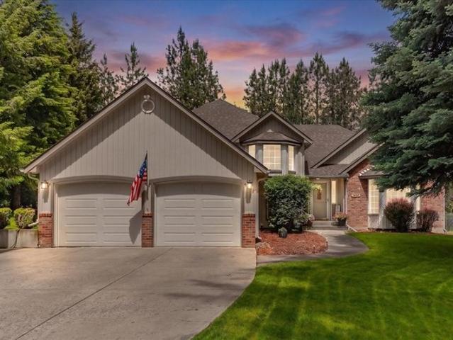 9412 N Oakland Ct, Newman Lake, WA 99025