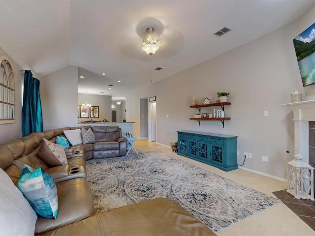 9412 Caliente Drive