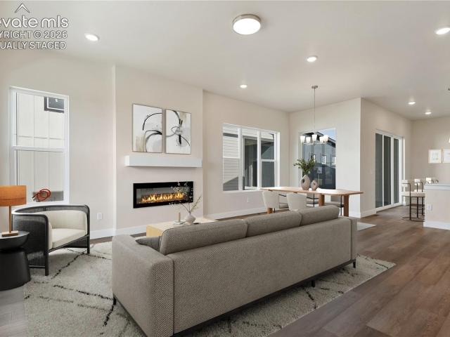 9412 Roseate View