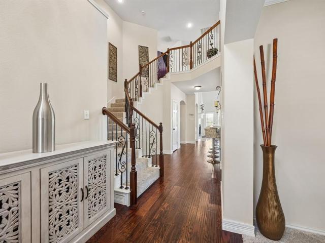 9413 Kings Link Circle