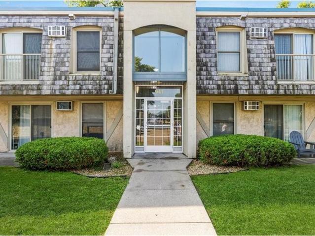 941 11th Ave S Apt 2, Hopkins, MN 55343