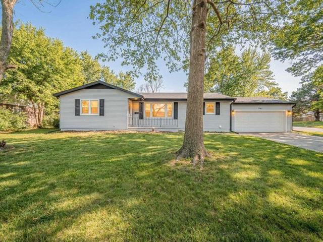 941 Cedar St, Junction City, KS 66441