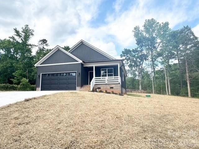 941 Jackson Rd, Fort Lawn, SC 29714