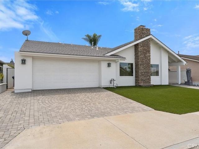 941 Jasmin Cir, Costa Mesa, CA 92626