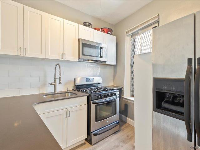 941 Jerome Avenue 1011F