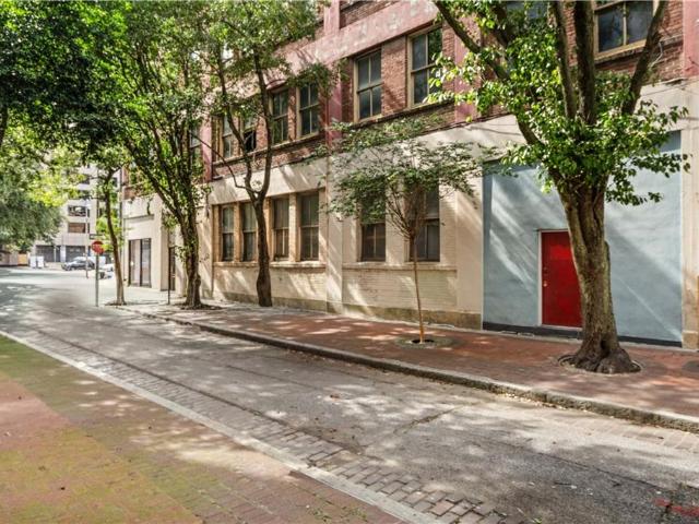 941 Lafayette Street