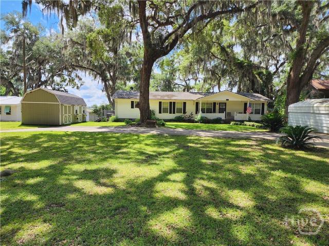 941 Lake Drive