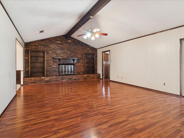 941 Maple Street, Howe, US, TX