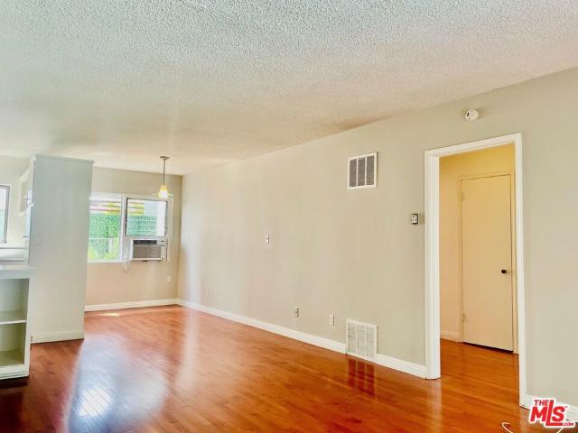 941 N San Vicente Boulevard 2