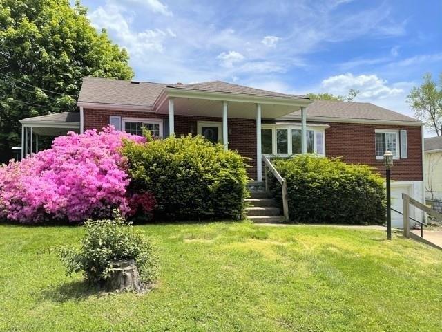 941 Whitehead Ln, Irwin, PA 15642