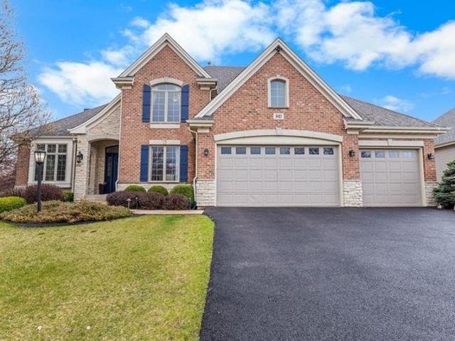 941 Tivoli Dr, Rockford, IL 61107