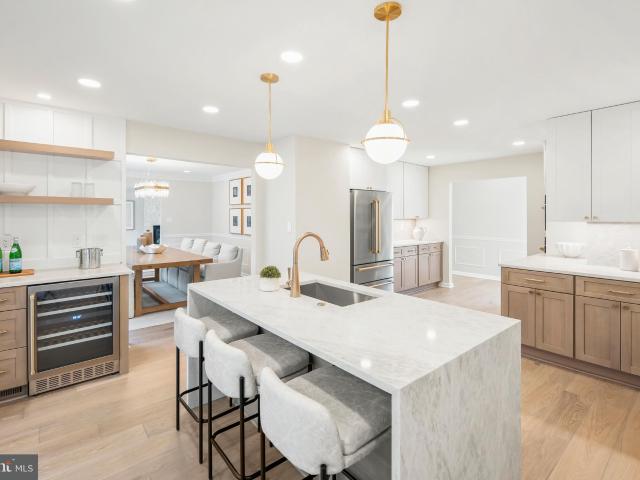 9424 Brian Jac Ln, Great Falls, VA 22066 | MLS #VAFX2310