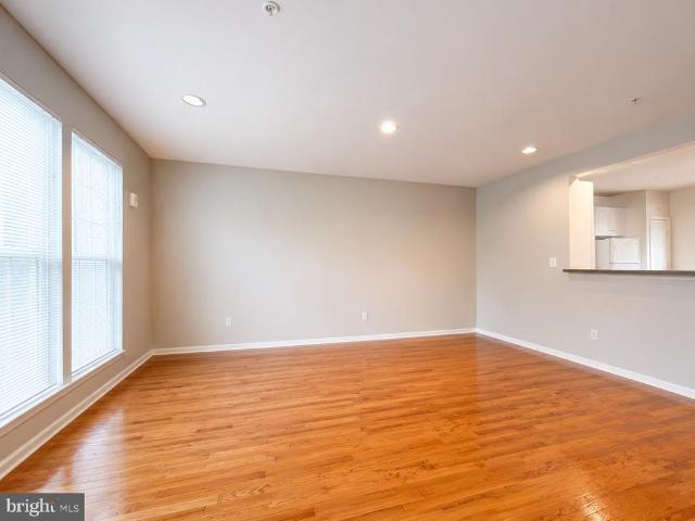 9424 Singleton Place