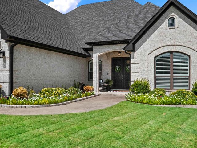 9424 Vale Royal Dr