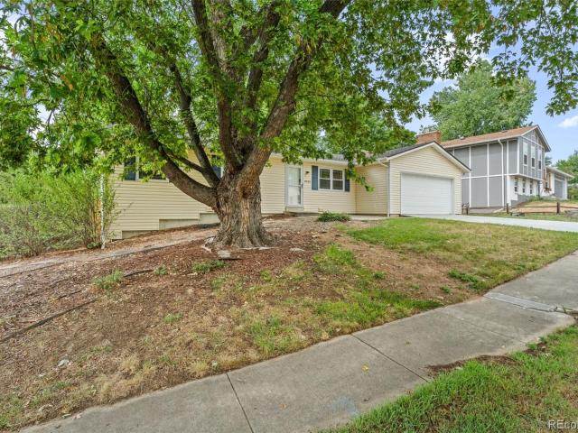 9424 W 75th Way
