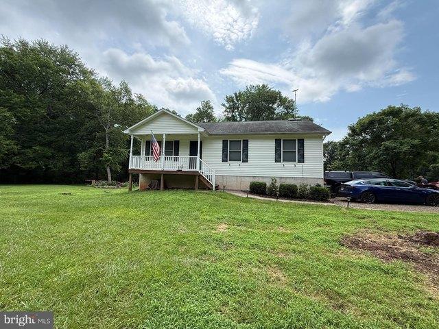9427 Beale Ln, Midland, VA 22728