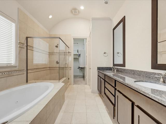 9427 London Bridge Sta, Houston, TX 77045 | MLS #87690