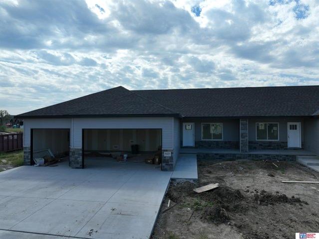 9429 S 82nd St, Lincoln, NE 68516