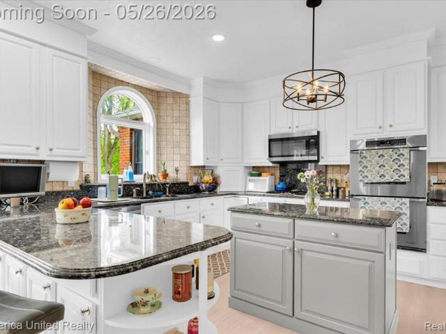9422 Deer Creek Court