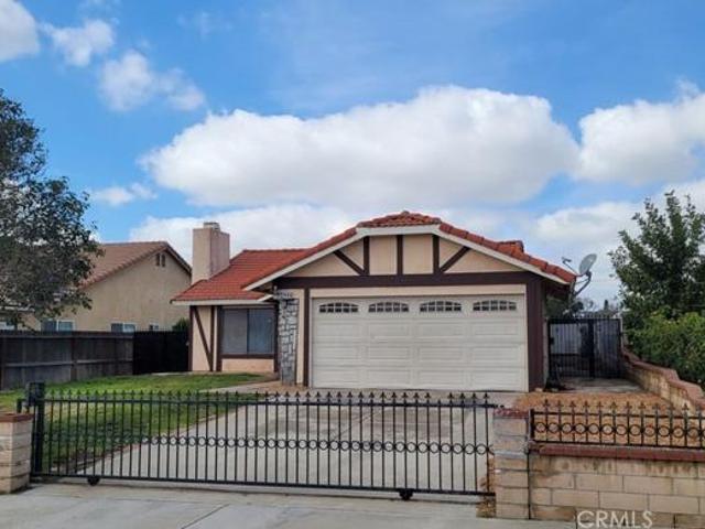 9422 Fremontia Ave, Fontana, CA 92335