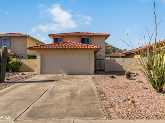 9422 S 43RD Place