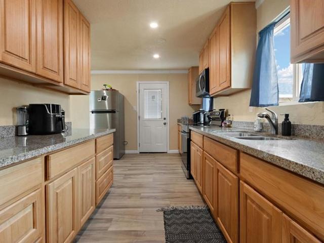 942 5th St, Vallejo, CA 94590