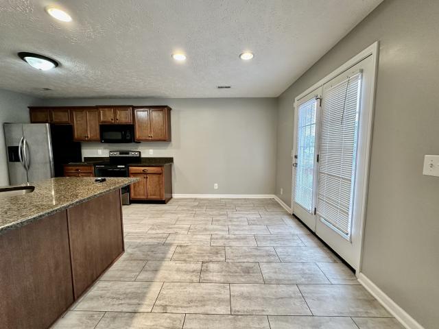 942 Cobbler Dr