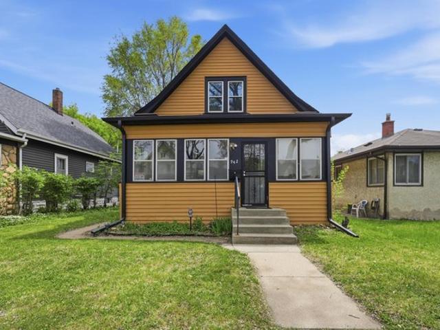 942 Central Ave W, Saint Paul, MN 55104