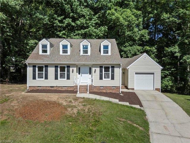 942 Chatfield Dr, Jamestown, NC 27282