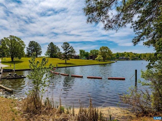 942 Jefferson Dr, Palmyra, VA 22963