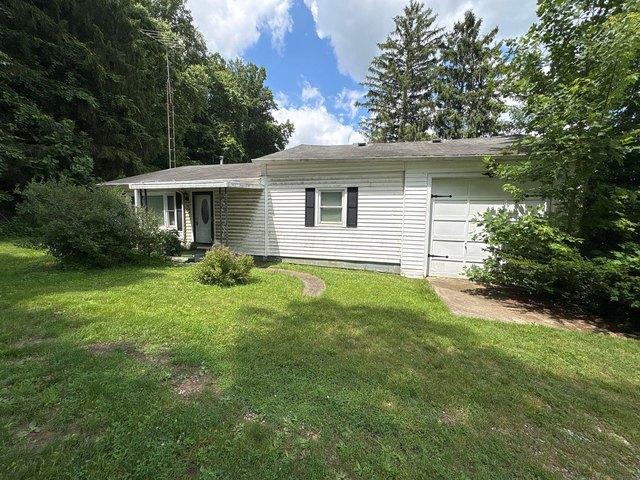 942 Meadowview Ave, Lancaster, OH 43130