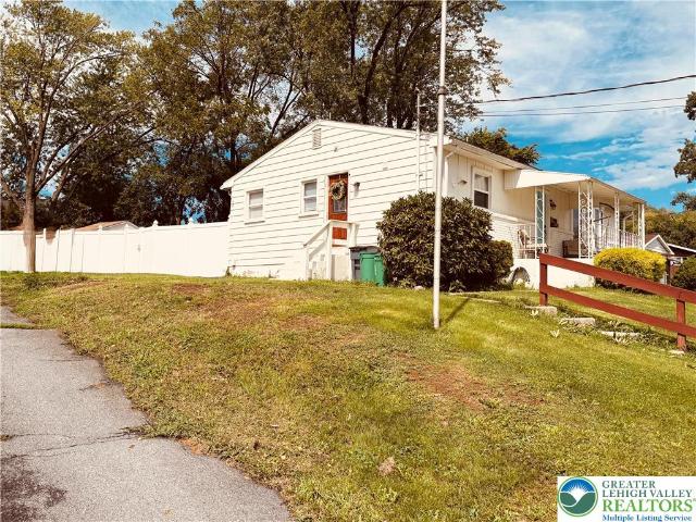 942 S Front Street