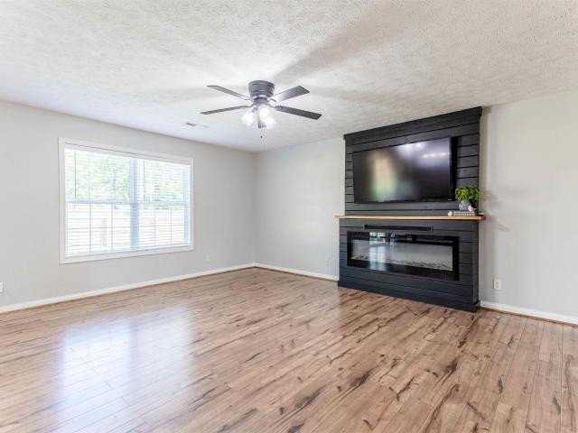 9434 Hedgewood Court